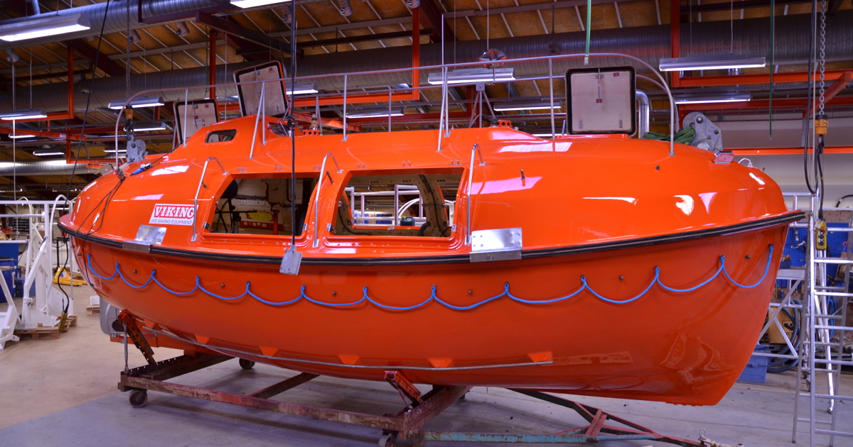 Boats an davits production